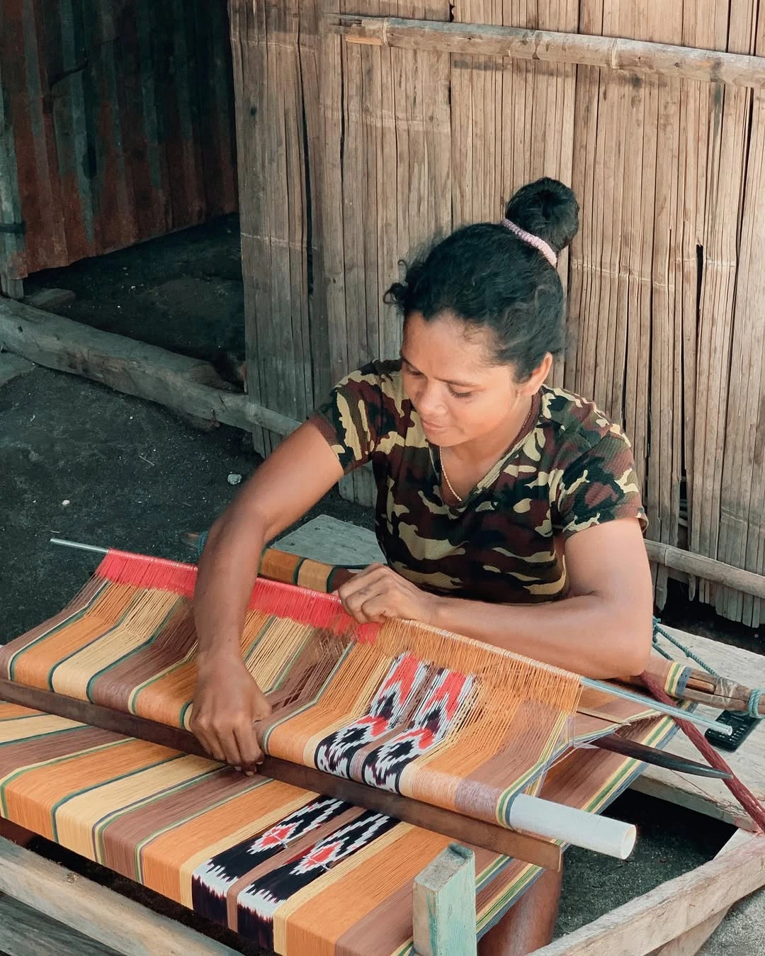 Ikat Weaving Alor Island: History, Process, and Tips to Buy